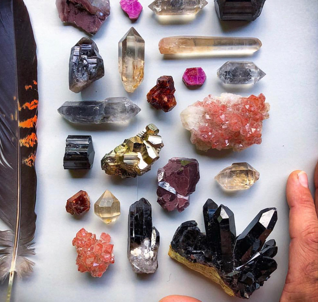 folk-stone.com – Folkstone | Hand Collected Crystals | Crystal Art