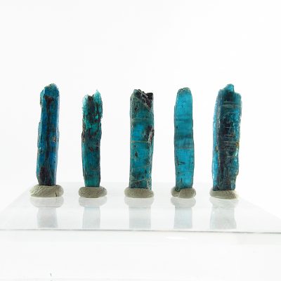 5x Ocean Kyanite Crystals – folk-stone.com