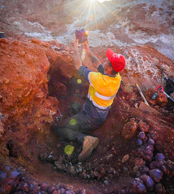 folk-stone.com – Folkstone | Hand Collected Crystals | Crystal Art